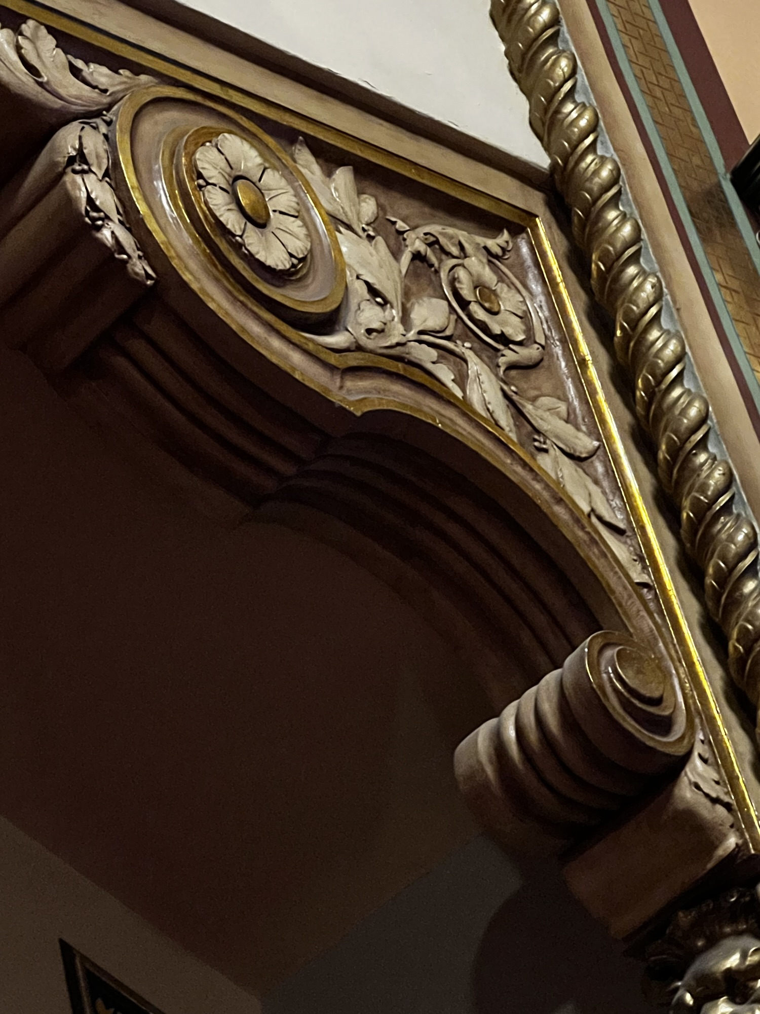 Simple – Momma Wouldn't Say